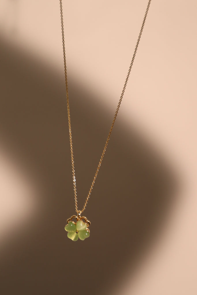 18K Real Gold Plated Spinning Jade Clover Necklace – Cutethingscommin