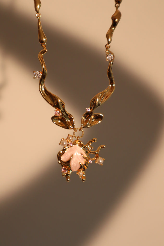 18K Real Gold Plated Pink Shell Necklace – Cutethingscommin